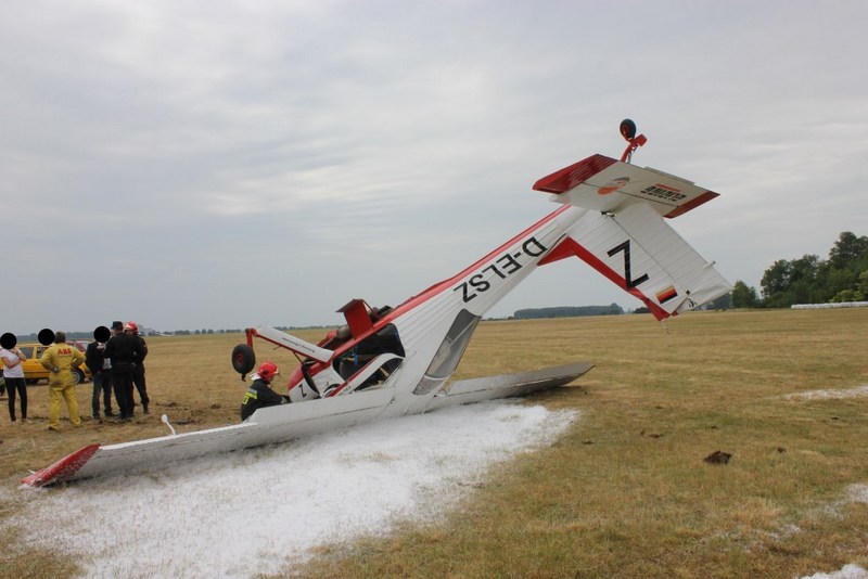 Wilga straciła moc nad lotniskiem - Radio Poznań