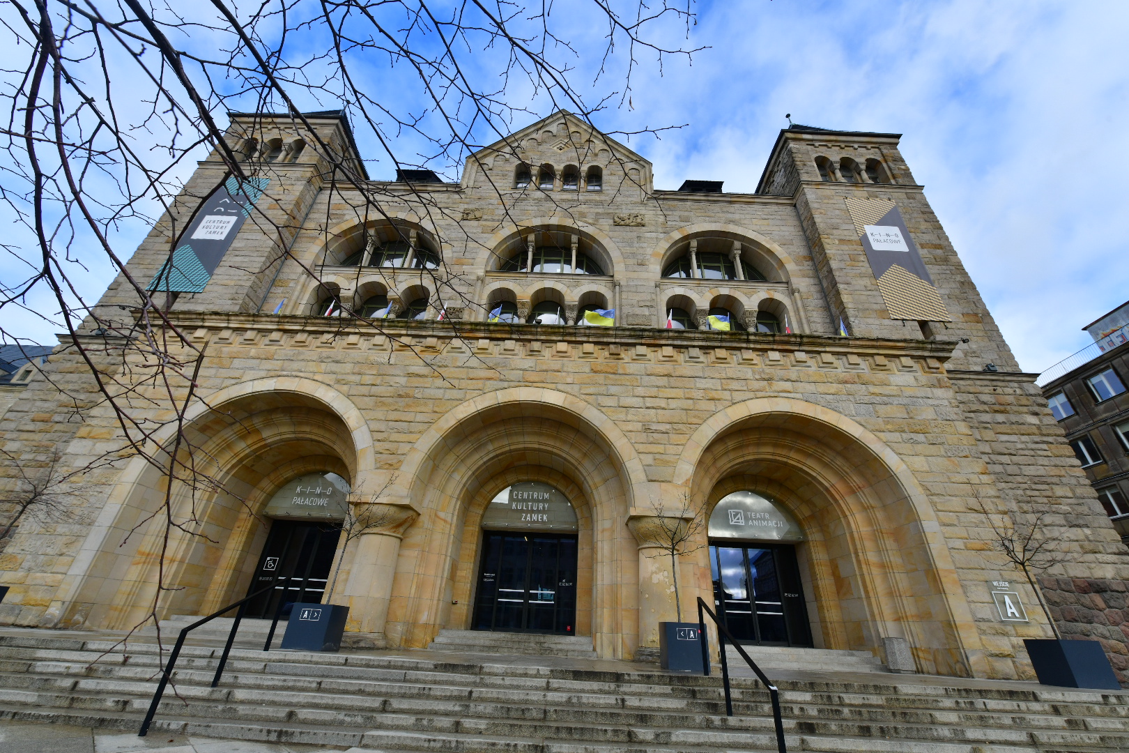 "Inne dobra" - to nowa wystawa Agnieszki Rayss w Centrum Kultury Zamek ...